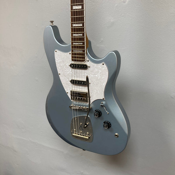 Guild Surfliner Deluxe Glacier Blue (Refurbished) - Guitars on Main