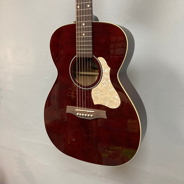 Seagull M6 Ltd Ruby Red CH EQ - Guitars on Main