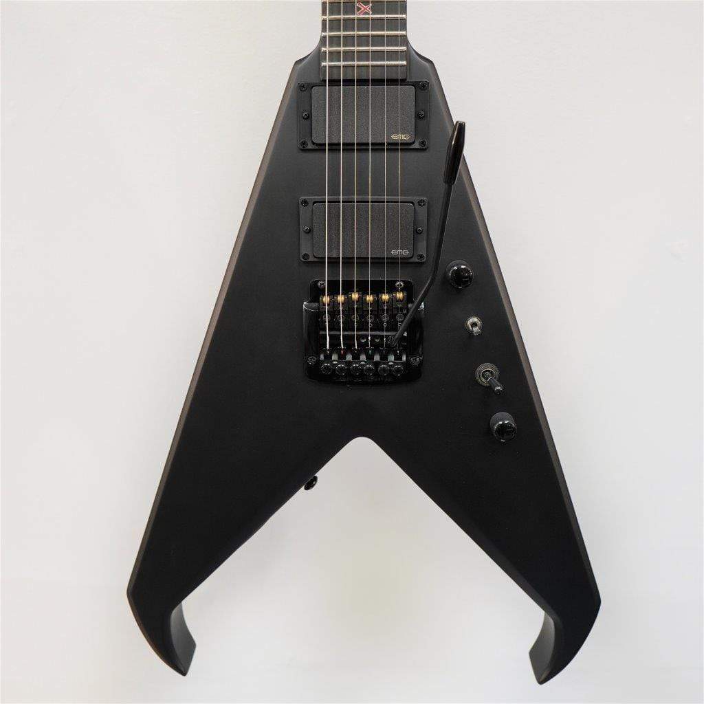 Dean Kerry King V Black Satin w/Case - Guitars on Main